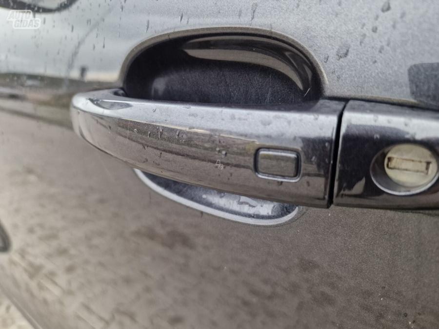 Audi Q5 2011 in Vilnius, with an engine capacity of 2.00 L and mileage of 260 thousand km for 9999 €, photo 23 on AUTOMOTO.COM.LV
