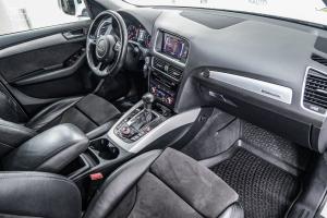 Audi Q5 2012 in Kaunas, with an engine capacity of 2.00 L and mileage of 223 thousand km for 12490 €, photo 11 on AUTOMOTO.COM.LV