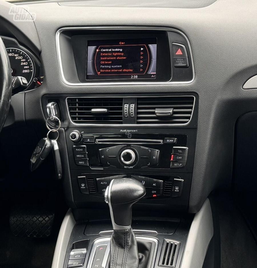 Audi Q5 2012 in Radviliskis, with an engine capacity of 3.00 L and mileage of 329 thousand km for 12300 €, photo 24 on AUTOMOTO.COM.LV