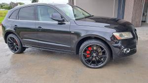 Audi Q5 2013 in Kaunas, with an engine capacity of 3.00 L and mileage of 280 thousand km for 9500 €, photo 5 on AUTOMOTO.COM.LV