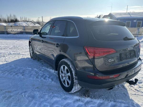 Audi Q5 2013 in Ukmerge, with an engine capacity of 1.99 L and mileage of 222 thousand km for 11750 €, photo 3 on AUTOMOTO.COM.LV