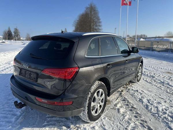 Audi Q5 2013 in Ukmerge, with an engine capacity of 1.99 L and mileage of 222 thousand km for 11750 €, photo 5 on AUTOMOTO.COM.LV