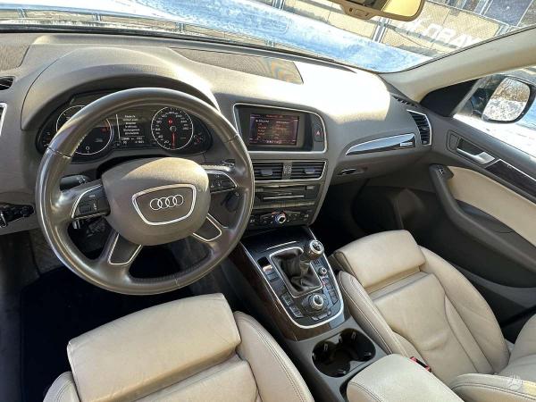 Audi Q5 2013 in Ukmerge, with an engine capacity of 1.99 L and mileage of 222 thousand km for 11750 €, photo 11 on AUTOMOTO.COM.LV