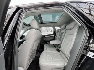 Audi Q5 2013 in Siauliai, with an engine capacity of 2.00 L and mileage of 243 thousand km for 13950 €, photo 7 on AUTOMOTO.COM.LV
