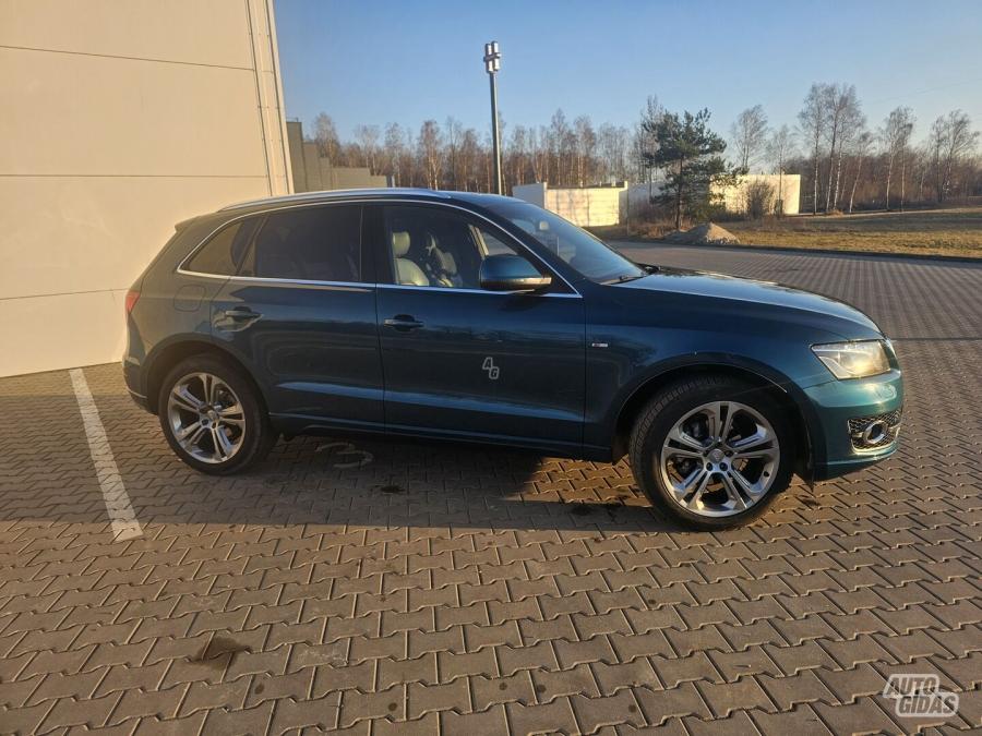 Audi Q5 2013 in Kaunas, with an engine capacity of 2.00 L and mileage of 270 thousand km for 9750 €, photo 12 on AUTOMOTO.COM.LV