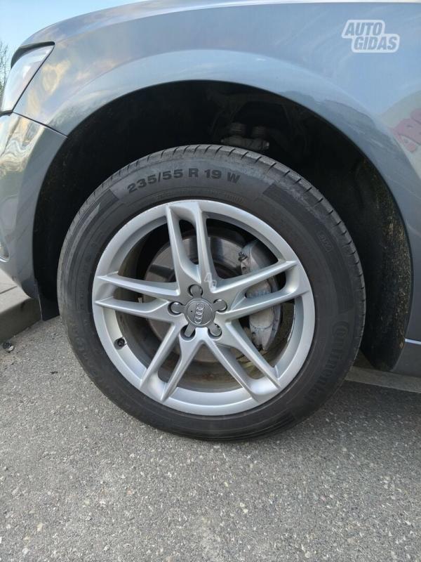 Audi Q5 2013 Viļņa, ar dzinēja tilpumu 3.00 L un nobraukumu 215 tūkst. km par 10000 €, foto 4 vietnē AUTOMOTO.COM.LV