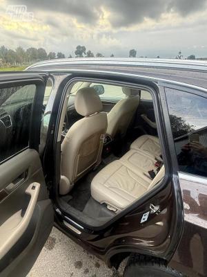 Audi Q5 2013 in Taurage, with an engine capacity of 2.00 L and mileage of 326 thousand km for 5800 €, photo 9 on AUTOMOTO.COM.LV