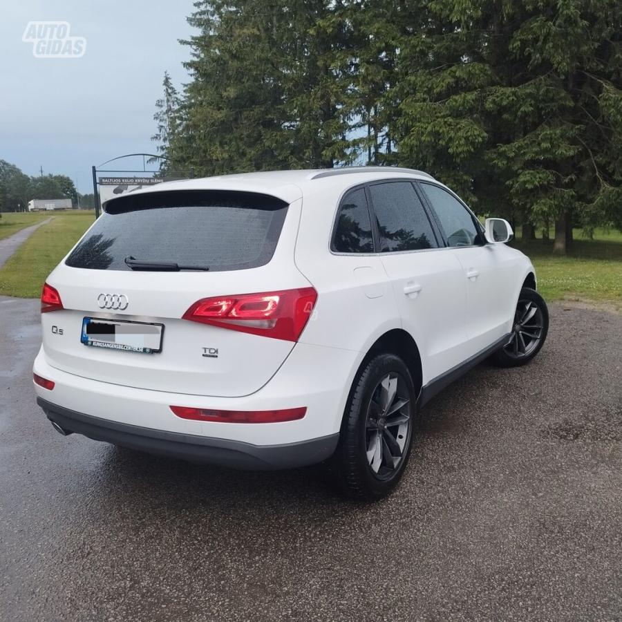 Audi Q5 2014 Pasvalys, ar dzinēja tilpumu 2.00 L un nobraukumu 184 tūkst. km par 11500 €, foto 15 vietnē AUTOMOTO.COM.LV