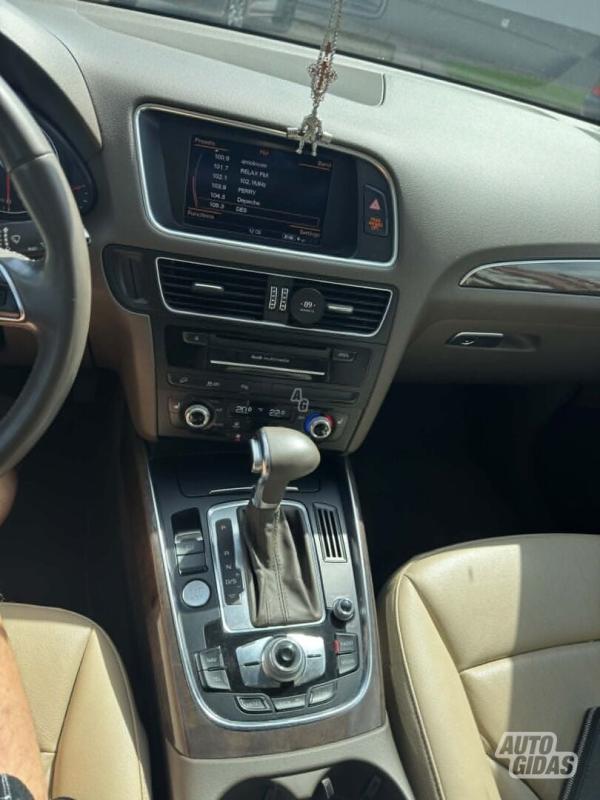 Audi Q5 2014 in Siauliai, with an engine capacity of 2.00 L and mileage of 145 thousand km for 12500 €, photo 8 on AUTOMOTO.COM.LV