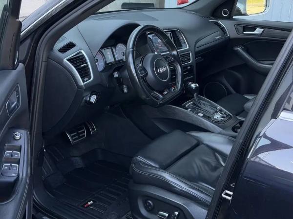 Audi Q5 2014 Rīga, ar dzinēja tilpumu 3.00 L un nobraukumu 308 tūkst. km par 13480 €, foto 7 vietnē AUTOMOTO.COM.LV