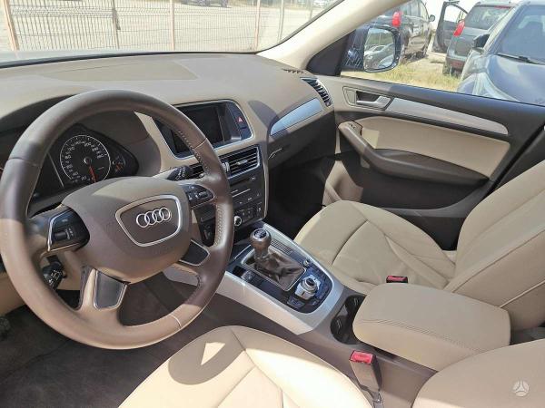 Audi Q5 2014 in Vilnius, with an engine capacity of 2.00 L and mileage of 240 thousand km for 10900 €, photo 10 on AUTOMOTO.COM.LV