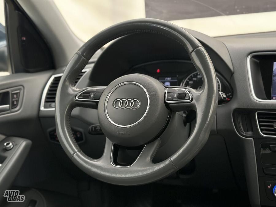 Audi Q5 2015 Avižieniai, ar dzinēja tilpumu 3.00 L un nobraukumu 196 tūkst. km par 12999 €, foto 18 vietnē AUTOMOTO.COM.LV