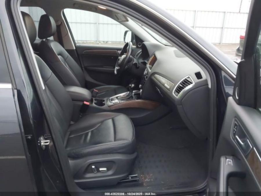 Audi Q5 2015 in Klaipeda, with an engine capacity of 0.00 L and mileage of 0 thousand km for 5300 €, photo 4 on AUTOMOTO.COM.LV