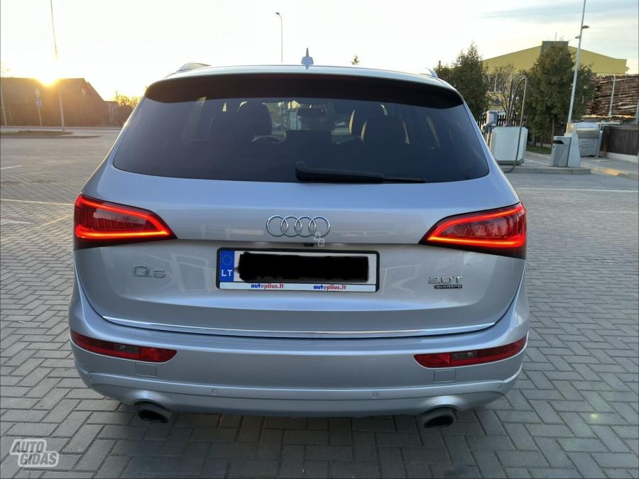 Audi Q5 2015 in Taurage, with an engine capacity of 2.00 L and mileage of 115 thousand km for 13600 €, photo 4 on AUTOMOTO.COM.LV