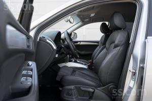 Audi Q5 2015 in Riga, with an engine capacity of 2.00 L and mileage of 0 thousand km for 14995 €, photo 11 on AUTOMOTO.COM.LV