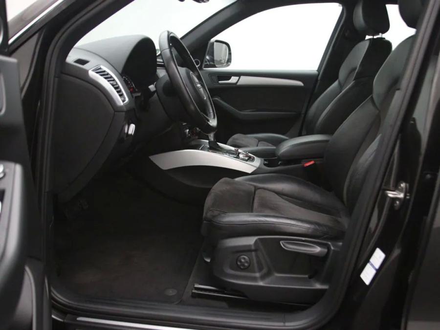Audi Q5 2016 in Vilnius, with an engine capacity of 2.00 L and mileage of 156 thousand km for 17699 €, photo 5 on AUTOMOTO.COM.LV