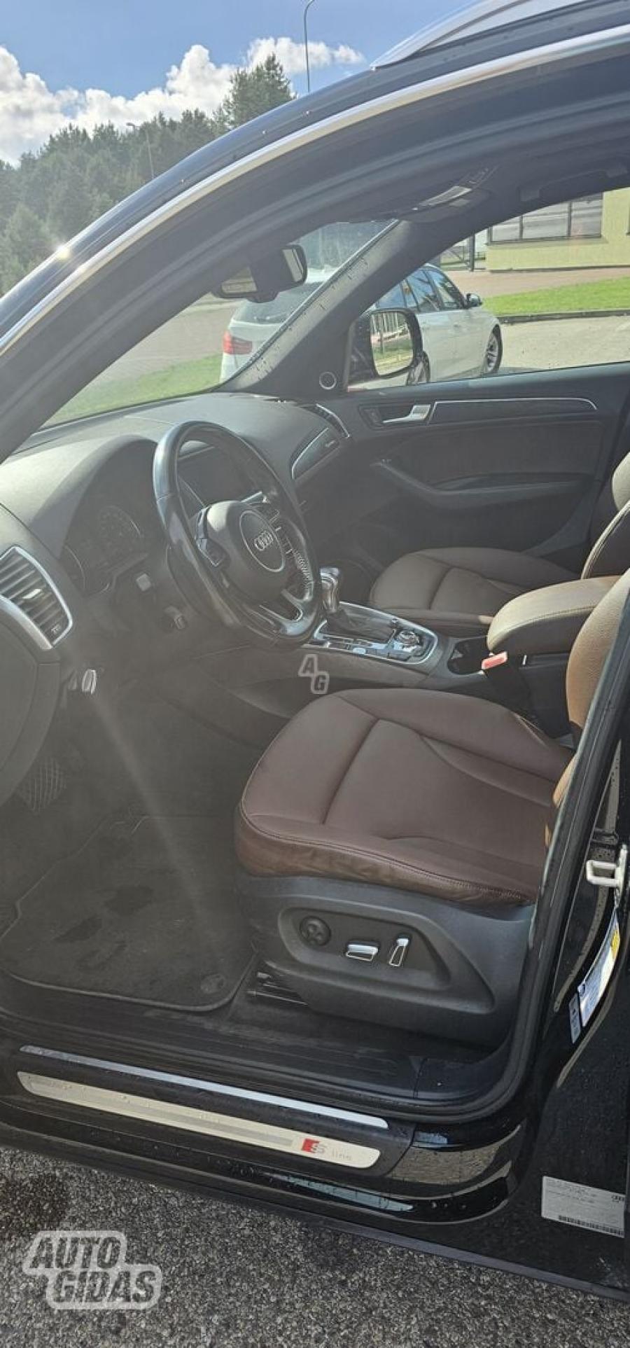 Audi Q5 2016 in Utena, with an engine capacity of 3.00 L and mileage of 200 thousand km for 12000 €, photo 11 on AUTOMOTO.COM.LV