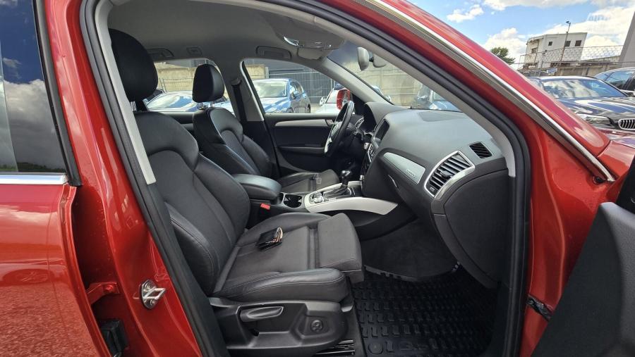 Audi Q5 2016 in Kaunas, with an engine capacity of 3.00 L and mileage of 123 thousand km for 13750 €, photo 15 on AUTOMOTO.COM.LV