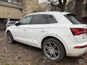 Audi Q5 2018 in Vilnius, with an engine capacity of 2.00 L and mileage of 290 thousand km for 13500 €, photo 3 on AUTOMOTO.COM.LV