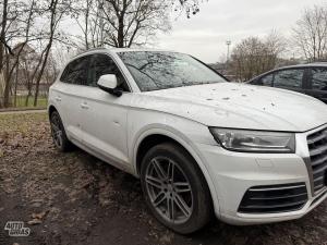 Audi Q5 2018 in Vilnius, with an engine capacity of 2.00 L and mileage of 290 thousand km for 13500 €, photo 8 on AUTOMOTO.COM.LV