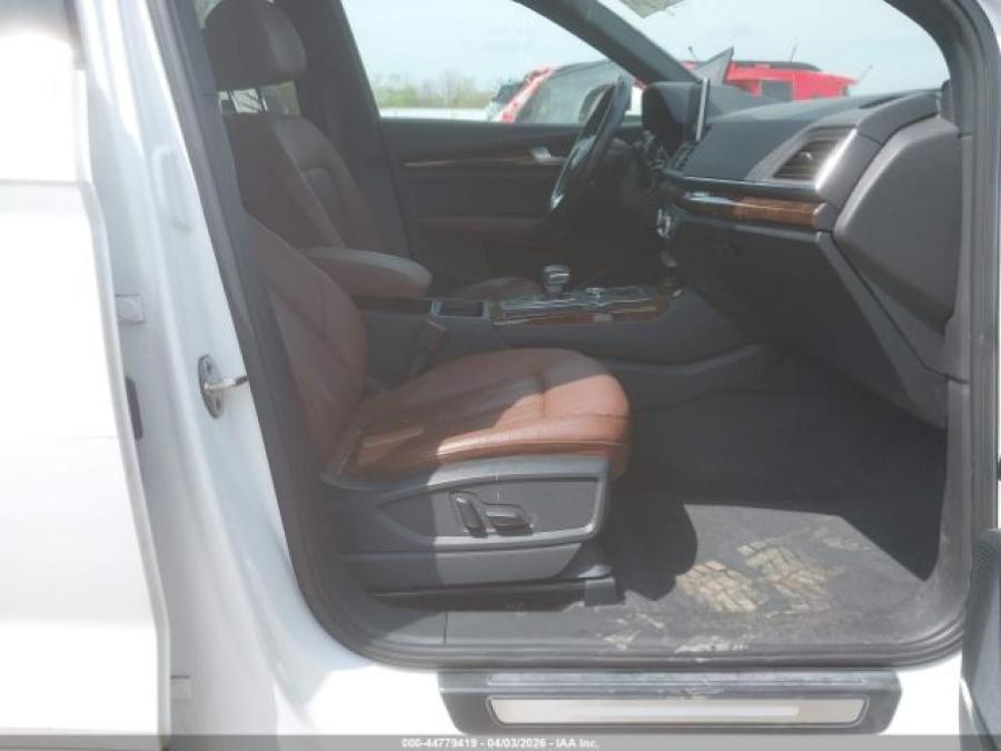 Audi Q5 2018 in Klaipeda, with an engine capacity of 0.00 L and mileage of 0 thousand km for 7400 €, photo 6 on AUTOMOTO.COM.LV