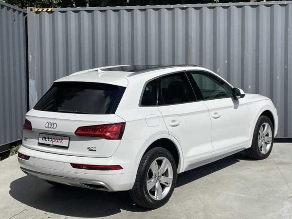 Audi Q5 2018 in Vilnius, with an engine capacity of 1.98 L and mileage of 150 thousand km for 23000 €, photo 3 on AUTOMOTO.COM.LV