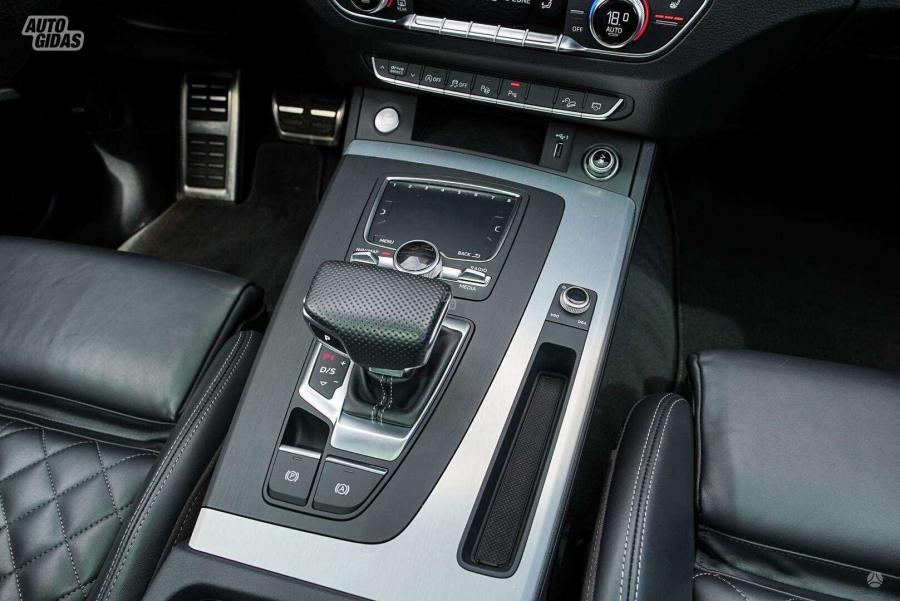 Audi Q5 2019 in Kaunas, with an engine capacity of 3.00 L and mileage of 252 thousand km for 26250 €, photo 22 on AUTOMOTO.COM.LV