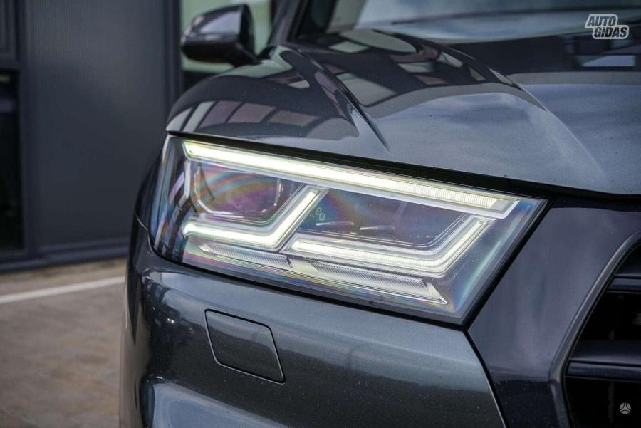 Audi Q5 2019 in Kaunas, with an engine capacity of 3.00 L and mileage of 252 thousand km for 24750 €, photo 8 on AUTOMOTO.COM.LV