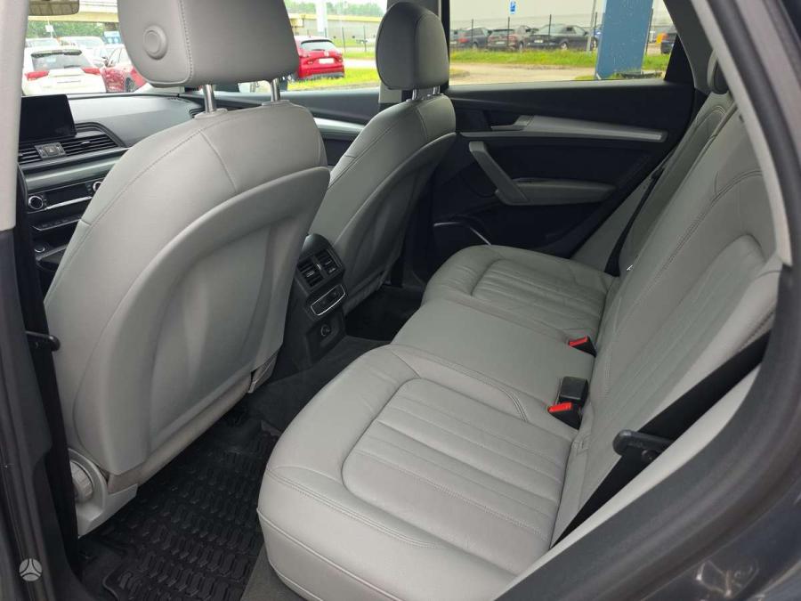 Audi Q5 2020 Klaipėda, ar dzinēja tilpumu 2.00 L un nobraukumu 127 tūkst. km par 23552 €, foto 12 vietnē AUTOMOTO.COM.LV