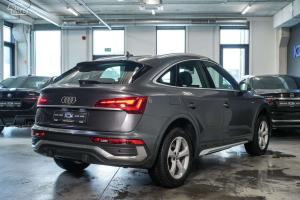 Audi Q5 2021 in Marijampole, with an engine capacity of 2.00 L and mileage of 193 thousand km for 28950 €, photo 11 on AUTOMOTO.COM.LV