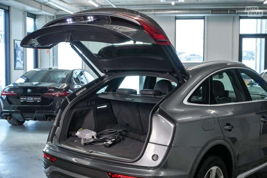 Audi Q5 2021 in Marijampole, with an engine capacity of 2.00 L and mileage of 193 thousand km for 28950 €, photo 15 on AUTOMOTO.COM.LV