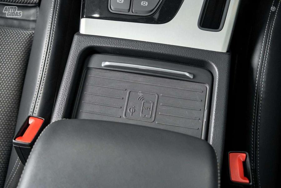 Audi Q5 2021 in Marijampole, with an engine capacity of 2.00 L and mileage of 193 thousand km for 28950 €, photo 24 on AUTOMOTO.COM.LV