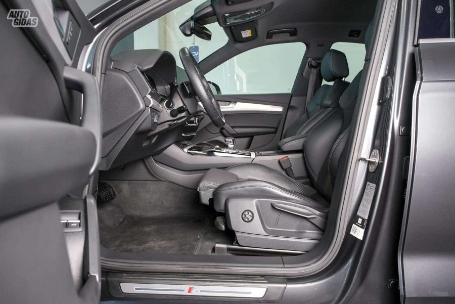 Audi Q5 2021 in Marijampole, with an engine capacity of 2.00 L and mileage of 193 thousand km for 28950 €, photo 26 on AUTOMOTO.COM.LV
