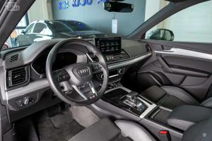 Audi Q5 2021 in Marijampole, with an engine capacity of 2.00 L and mileage of 193 thousand km for 28950 €, photo 27 on AUTOMOTO.COM.LV
