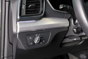 Audi Q5 2021 in Marijampole, with an engine capacity of 2.00 L and mileage of 193 thousand km for 28950 €, photo 30 on AUTOMOTO.COM.LV