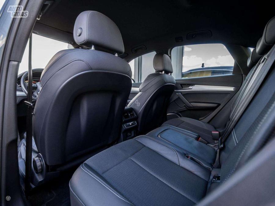 Audi Q5 2021 in Marijampole, with an engine capacity of 2.00 L and mileage of 193 thousand km for 28950 €, photo 31 on AUTOMOTO.COM.LV