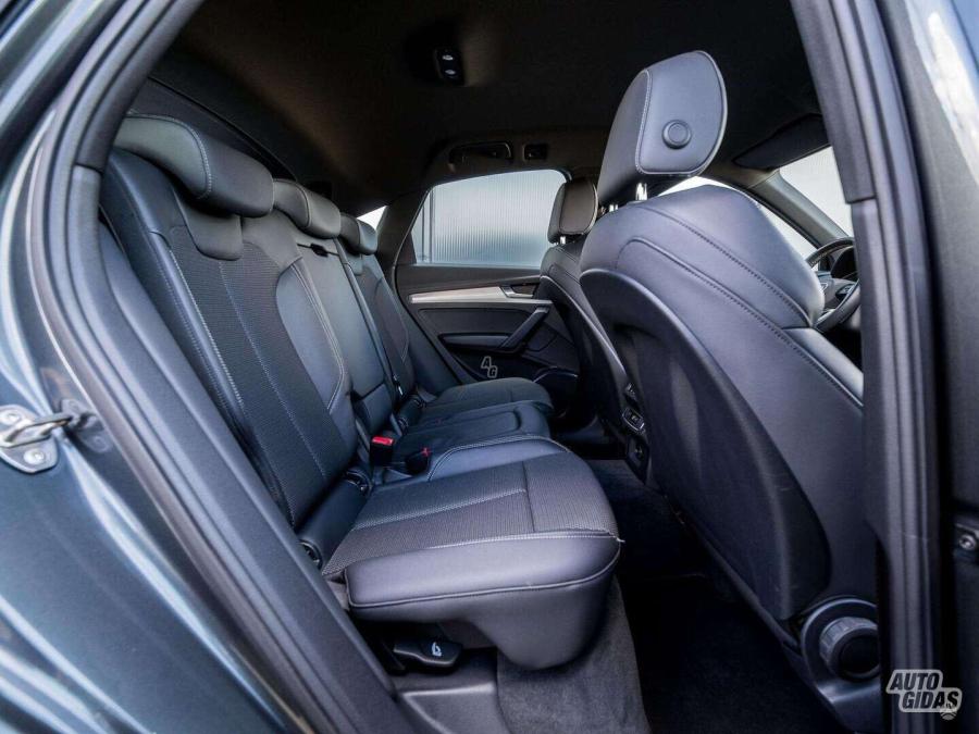 Audi Q5 2021 in Marijampole, with an engine capacity of 2.00 L and mileage of 193 thousand km for 28950 €, photo 35 on AUTOMOTO.COM.LV