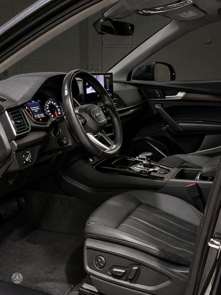 Audi Q5 2021 in Klaipeda, with an engine capacity of 0.00 L and mileage of 227 thousand km for 20900 €, photo 3 on AUTOMOTO.COM.LV