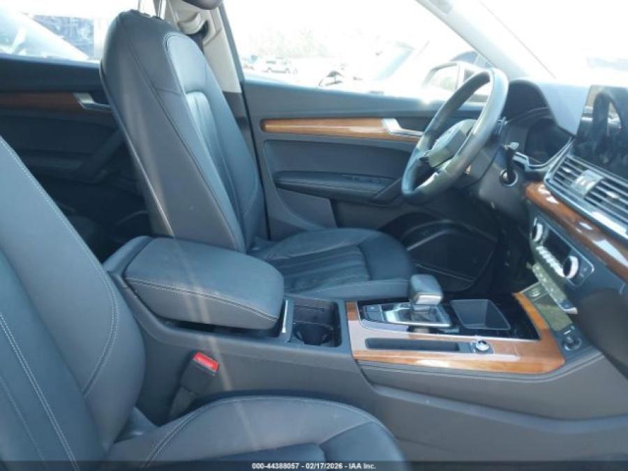 Audi Q5 2022 Klaipėda, ar dzinēja tilpumu 0.00 L un nobraukumu 0 tūkst. km par 13000 €, foto 6 vietnē AUTOMOTO.COM.LV