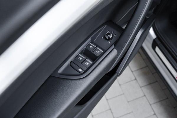 Audi Q5 2022 in Marupe, with an engine capacity of 2.00 L and mileage of 0 thousand km for 33800 €, photo 8 on AUTOMOTO.COM.LV