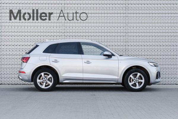 Audi Q5 2022 in Marupe, with an engine capacity of 2.00 L and mileage of 111 thousand km for 33800 €, photo 5 on AUTOMOTO.COM.LV