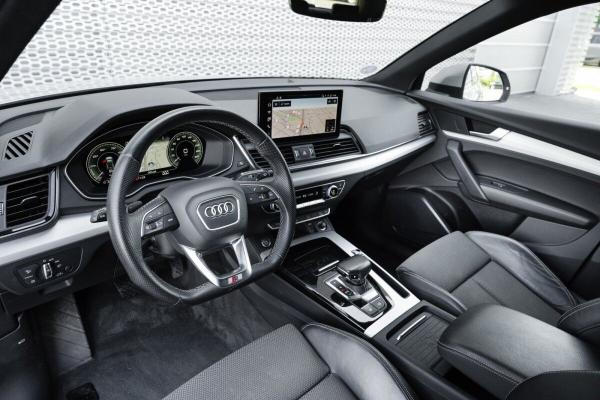 Audi Q5 2022 in Marupe, with an engine capacity of 2.00 L and mileage of 111 thousand km for 33800 €, photo 10 on AUTOMOTO.COM.LV