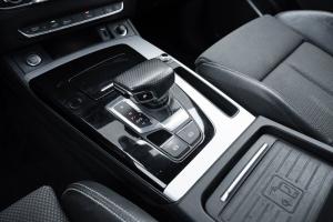 Audi Q5 2022 Mārupe, ar dzinēja tilpumu 2.00 L un nobraukumu 111 tūkst. km par 33800 €, foto 26 vietnē AUTOMOTO.COM.LV