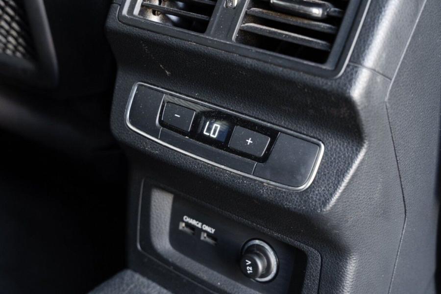 Audi Q5 2022 Mārupe, ar dzinēja tilpumu 2.00 L un nobraukumu 111 tūkst. km par 33800 €, foto 29 vietnē AUTOMOTO.COM.LV