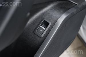 Audi Q5 2024 Rīga, ar dzinēja tilpumu 2.00 L un nobraukumu 13 tūkst. km par 39400 €, foto 10 vietnē AUTOMOTO.COM.LV