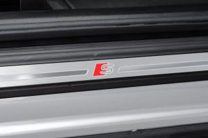 Audi Q5 2024 Mārupe, ar dzinēja tilpumu 2.00 L un nobraukumu 13 tūkst. km par 38750 €, foto 7 vietnē AUTOMOTO.COM.LV