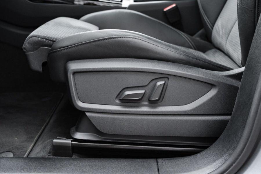 Audi Q5 2024 Mārupe, ar dzinēja tilpumu 2.00 L un nobraukumu 13 tūkst. km par 38750 €, foto 12 vietnē AUTOMOTO.COM.LV
