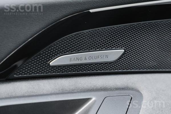 Audi Q5 2025 Rīga, ar dzinēja tilpumu 2.00 L un nobraukumu 18 tūkst. km par 59900 €, foto 10 vietnē AUTOMOTO.COM.LV