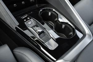 Audi Q5 2025 Mārupe, ar dzinēja tilpumu 2.00 L un nobraukumu 18 tūkst. km par 59900 €, foto 31 vietnē AUTOMOTO.COM.LV