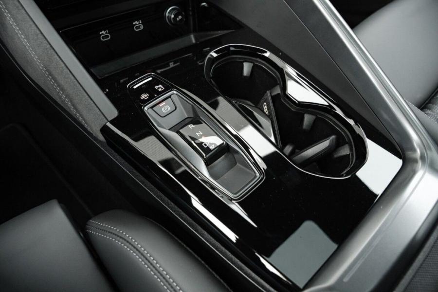 Audi Q5 2026 in Marupe, with an engine capacity of 2.00 L and mileage of 1000 thousand km for 73900 €, photo 35 on AUTOMOTO.COM.LV